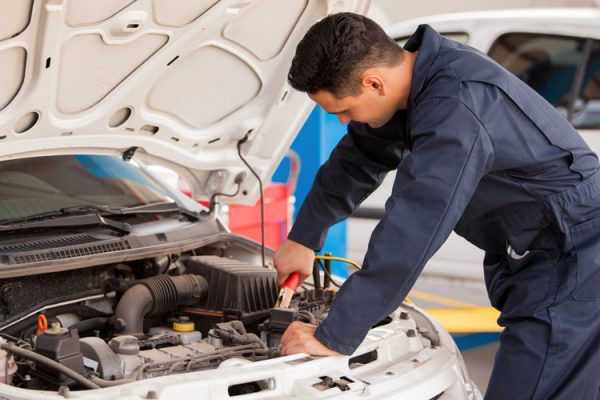Come diventare meccanico: il mestiere per gli amanti dei motori ...